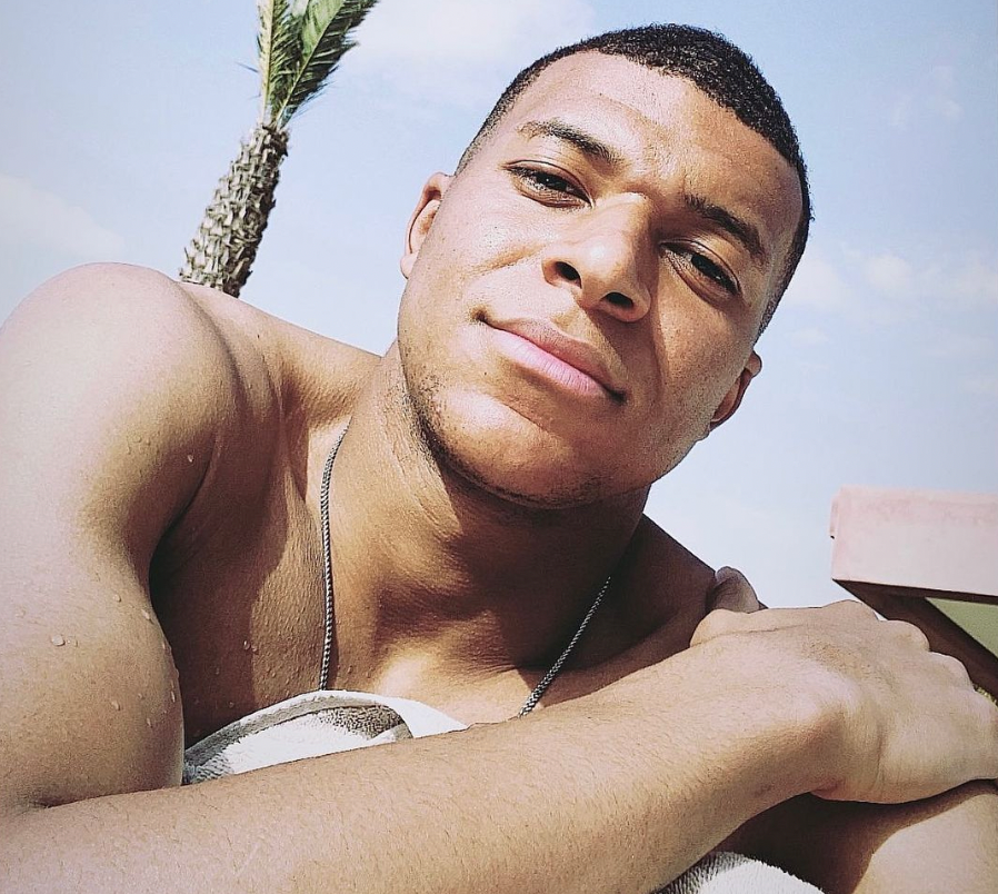 French World Cup star Kylian Mbappe turns 24 and his sexy thirst traps ...